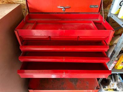 YORKTOWN TOOL CHEST | EstateSales.org