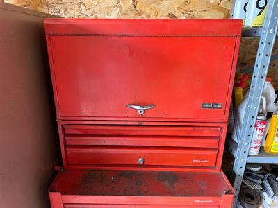 YORKTOWN TOOL CHEST | EstateSales.org