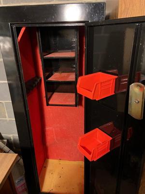 LOT:112G: Black Homak Gun Safe | EstateSales.org