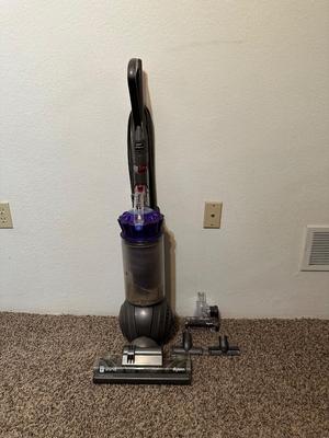 DYSON DC41 ANIMAL BAGLESS VACUUM | EstateSales.org