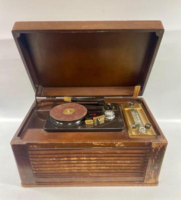 1940's Vintage Silvertone Record Player - Radio - Wire Recorder ...