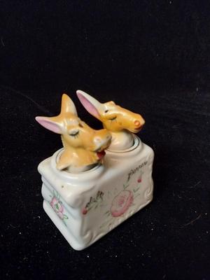 VINTAGE ROCKING/BOBBLEHEAD STYLE DONKEY SALT/PEPPER SHAKERS ...