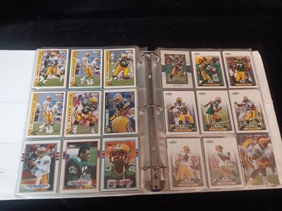 3 RING BINDER FULL OF GREEN BAY PACKERS TRADING CARDS | EstateSales.org