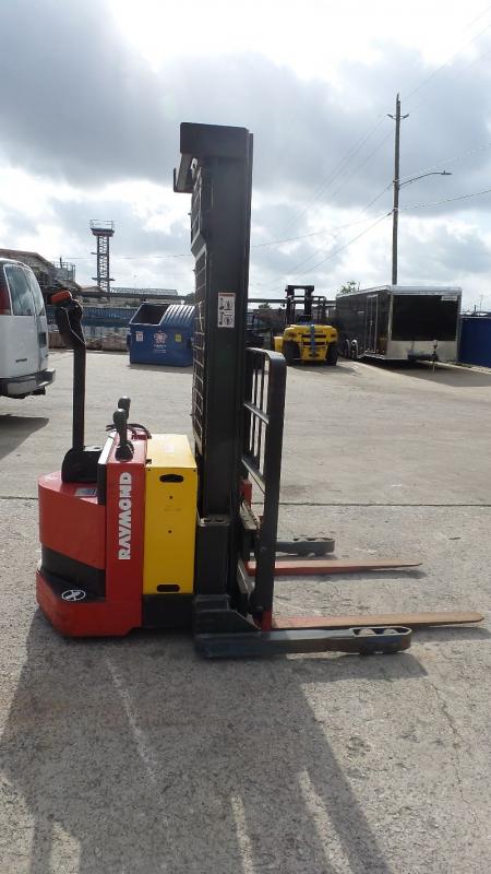Raymond RSS40 Electric Walkie Stradler Pallet Stacker Forklift ...