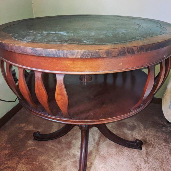 Blowout Box Sale Woodbury by Saving Grace | EstateSales.org