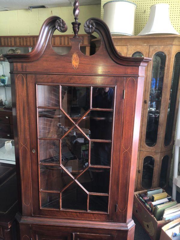 HARTT ESTATE SALE - 4 DAY SALE - ANTIQUES & COLLECTABLES - QUALITY 4 ...