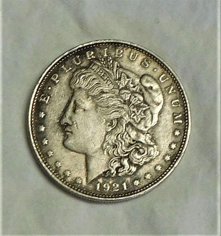 Coins - Jewelry - Tokens - Lionel Trains - Chickadee Sailboat - Tohatsu ...