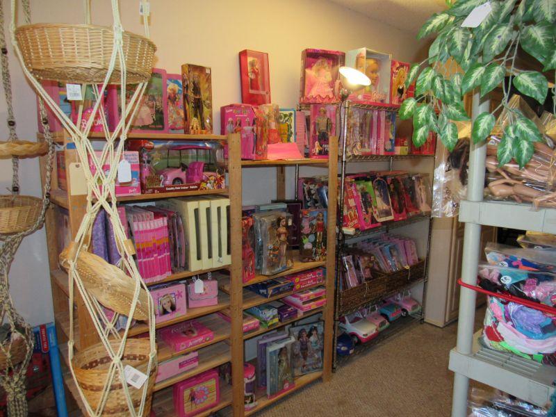 The Girls Estate Sales ~ Harrison & 29th | EstateSales.org