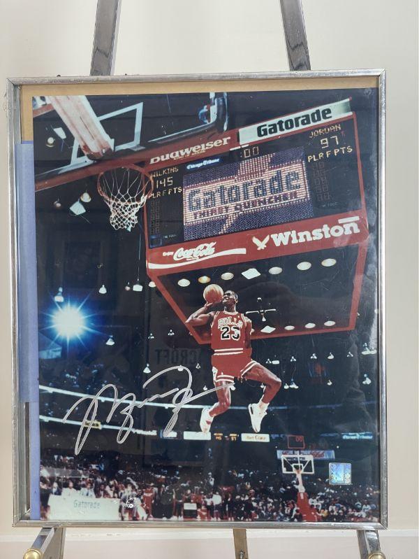 Baseball Collectors Heaven! Tons Of Autographs And Memorabilia ...