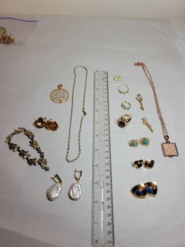 Amazing Estate Jewelry lots..vintage costume, Gold, Sterling NO RESERVE ...