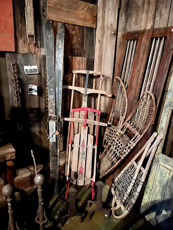 Primitive Barn Stuff, Yard Art, Vintage Farm Equipment, & Garden ...