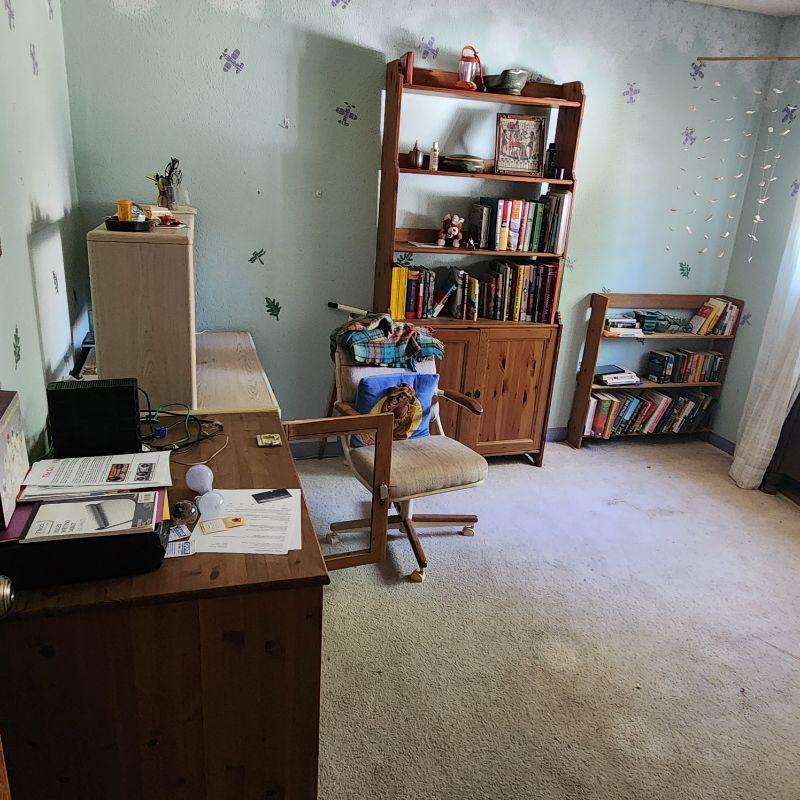 Oceanside Cozy Estate | EstateSales.org