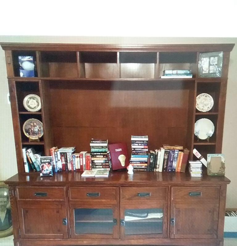 Terrell Treasures | EstateSales.org