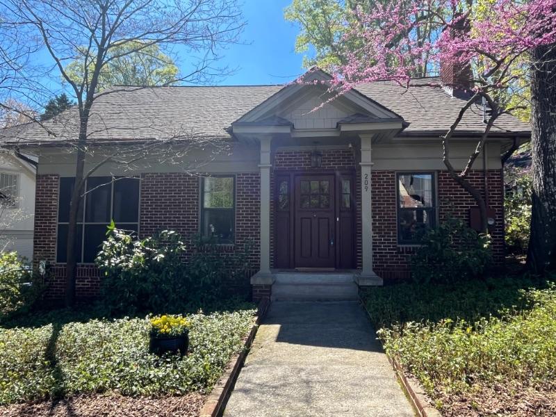 25-50% OFF SATURDAY-Come Find Your PERFECT PIECE at this ADORABLE Home ...