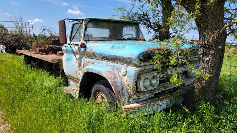 Wilton Farm Car and Tractor sale | EstateSales.org