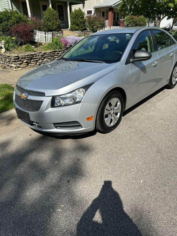 Chevy Cruze w/ only 56,500 miles! Excellent condition car. Runs great ...