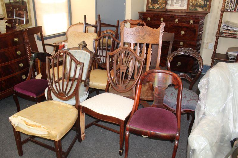 Antique Liquidation Small but Sweet! | EstateSales.org