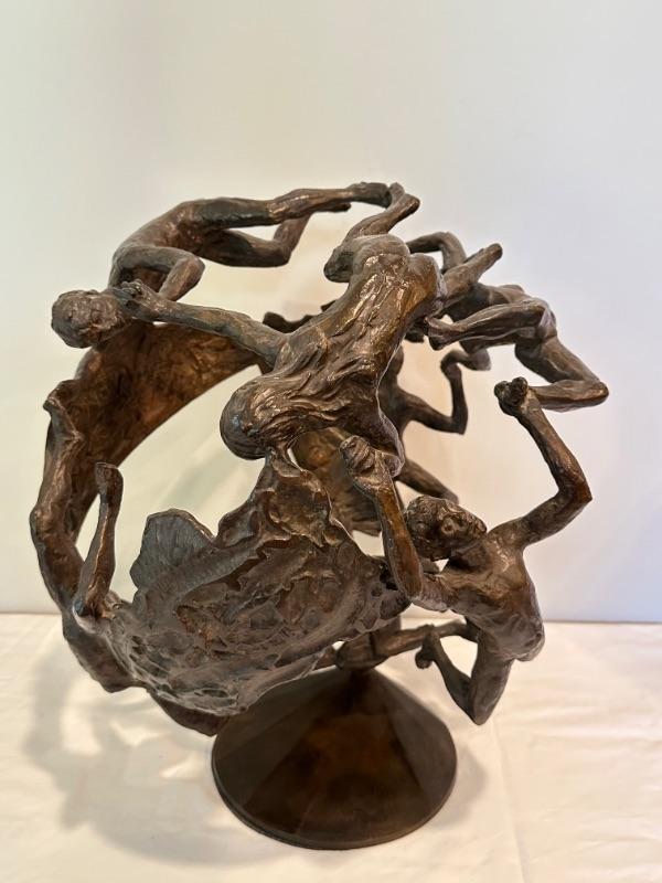 Fantastic Finds in Wayzata on Ferndale | EstateSales.org