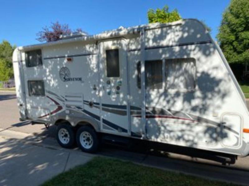Multiple Estates With a 2006 Travel Trailer, Jeep Parts, InLight Pain ...