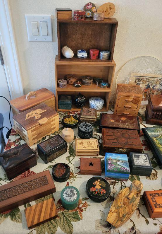 S.O.S Sale- Final Day - Discounts!! | EstateSales.org