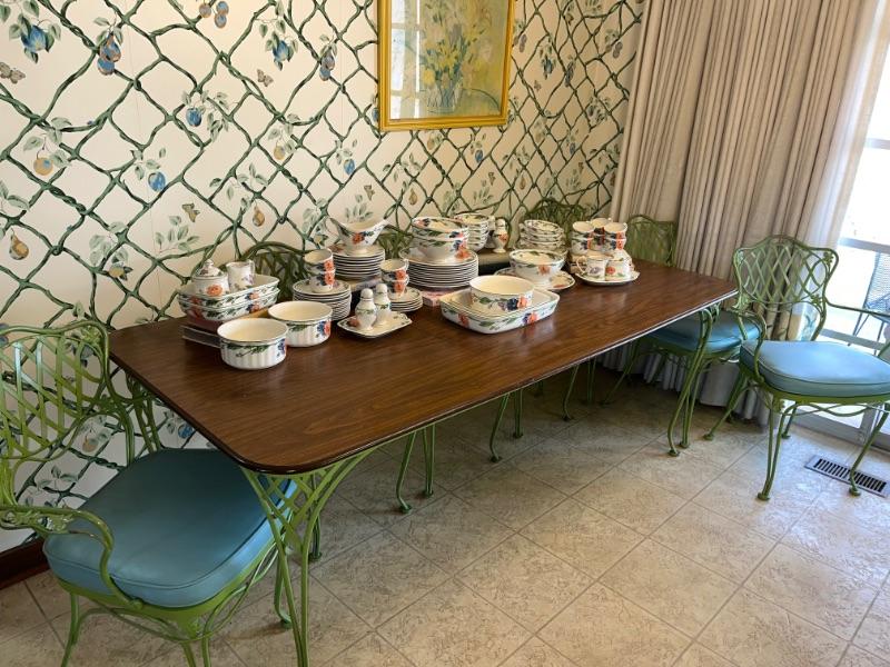 Vincent Estate Sale | EstateSales.org