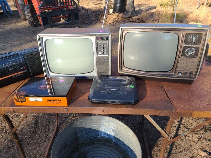 "Farm Fresh Finds" Rustic Decor and More Antique Vintage Collectibles ...