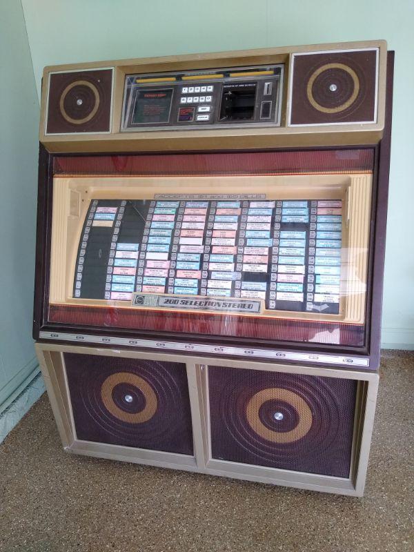 Lee’s Summit Estate Sale-Jukebox, Records, Firearms, Collectibles ...