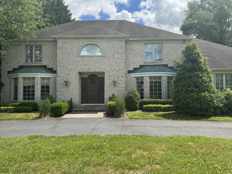 Colts Neck Moving Sale “Country French” Patio/Planters by Attic to the ...