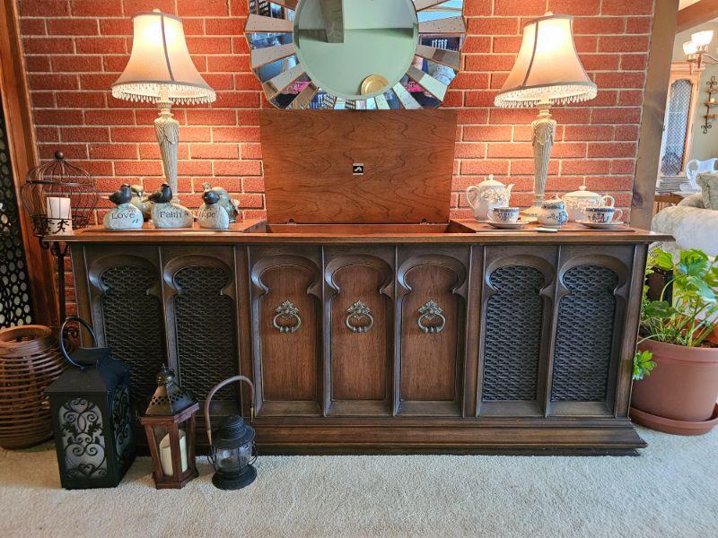 Cait's Wheeling Estate Sale - 50% OFF SATURDAY! | EstateSales.org