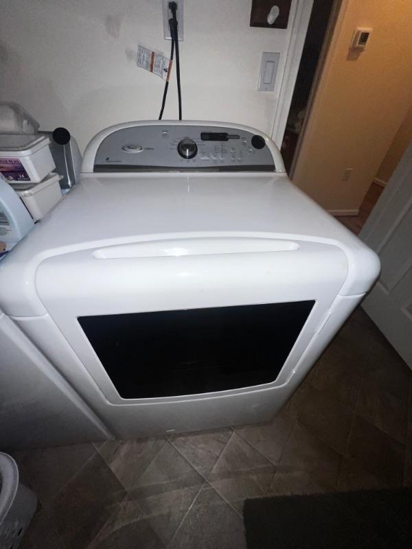 Cozy Ranch Estate Sale Belvedere | EstateSales.org