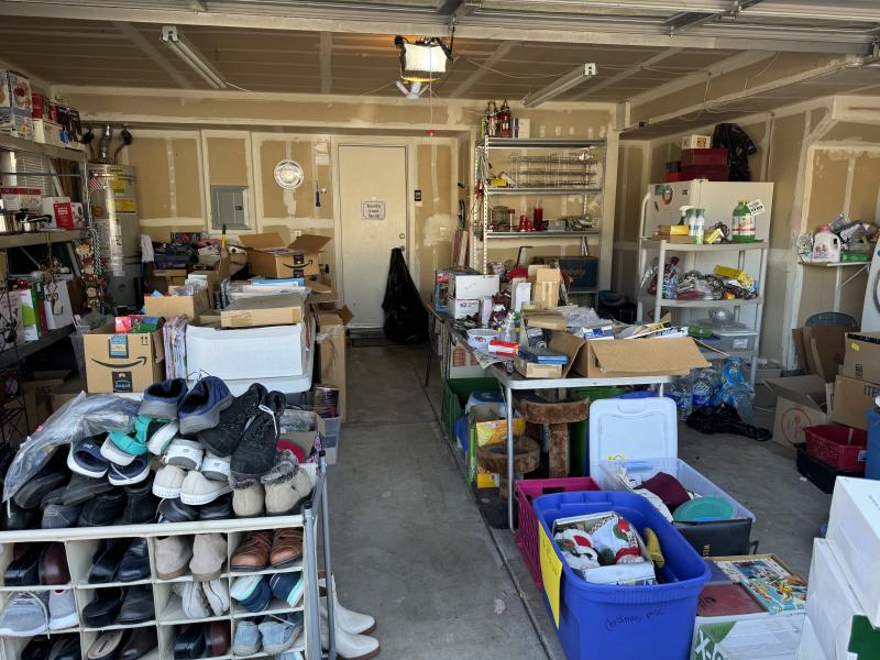 Leave it to Lynn Discovery Bay Sale | EstateSales.org