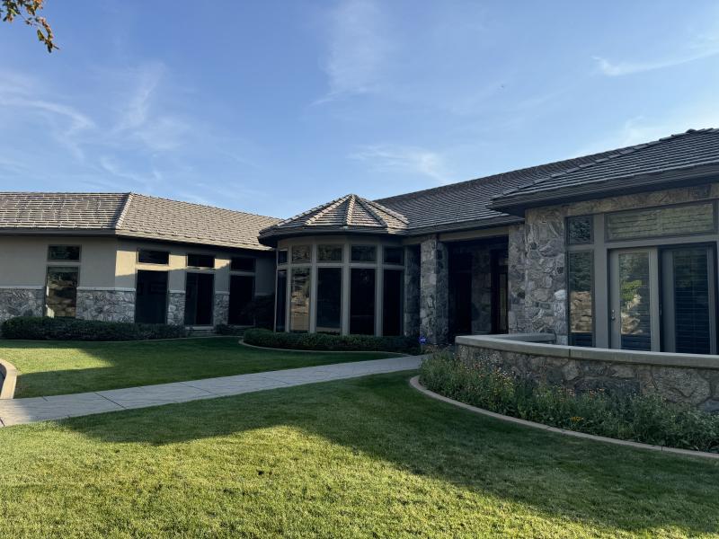 PRESENTING THE INCREDIBLE ESTATE OF SUSAN ECCLES AND STEPHEN DENKERS ...