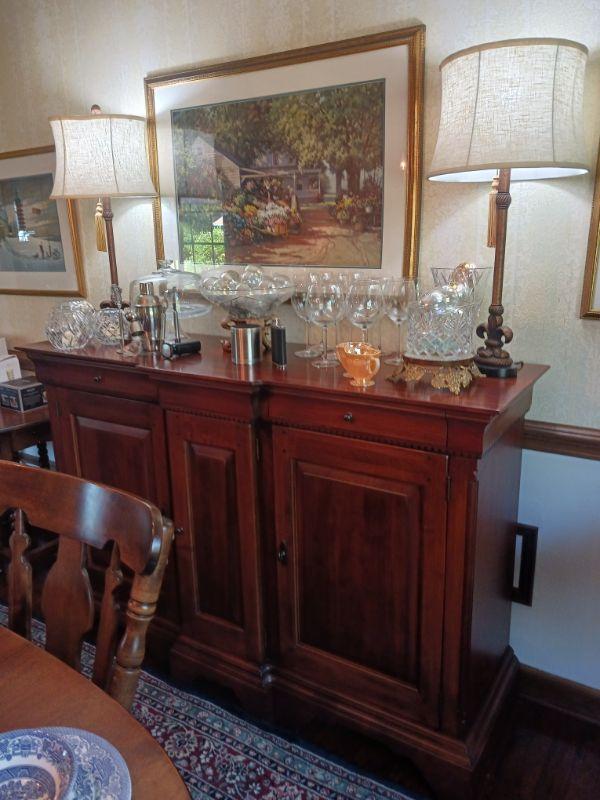 Large Estate Sale On Georgian Drive in Hartsville | EstateSales.org