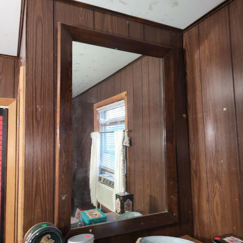 Estate Sale--lots of vintage items, everything must go | EstateSales.org